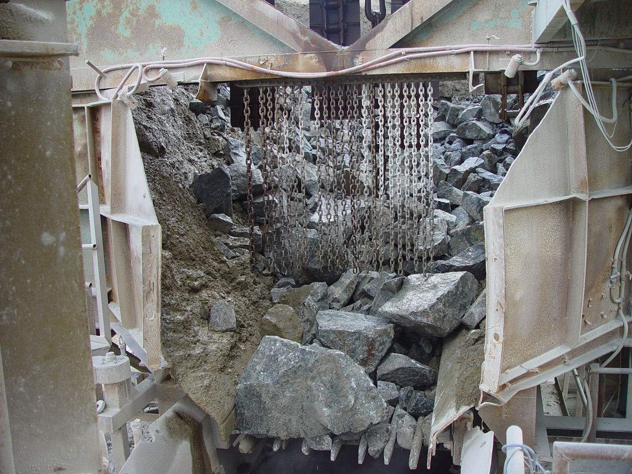 Mining Vibratory Feeders 101 | General Kinematics