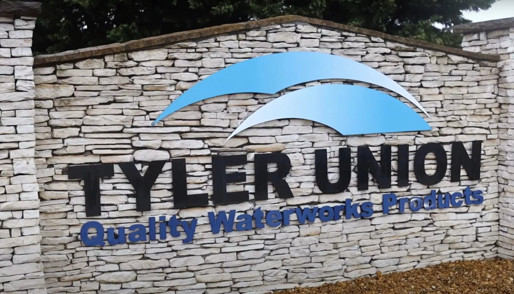 Tyler Union Improves Safety and Efficiency with LOCK-TITE™ Liner System ...